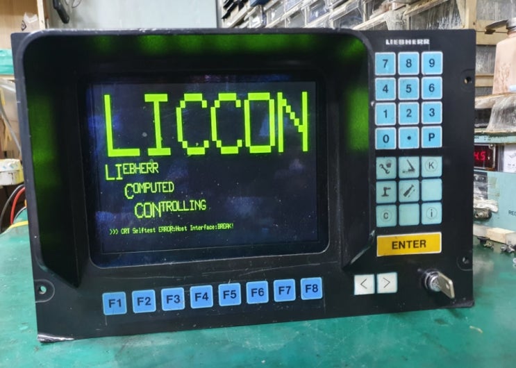 Liebherr LICCON Crane CRT모니터 -> LED 모니터로 개발 개조 팁 : 네이버 블로그