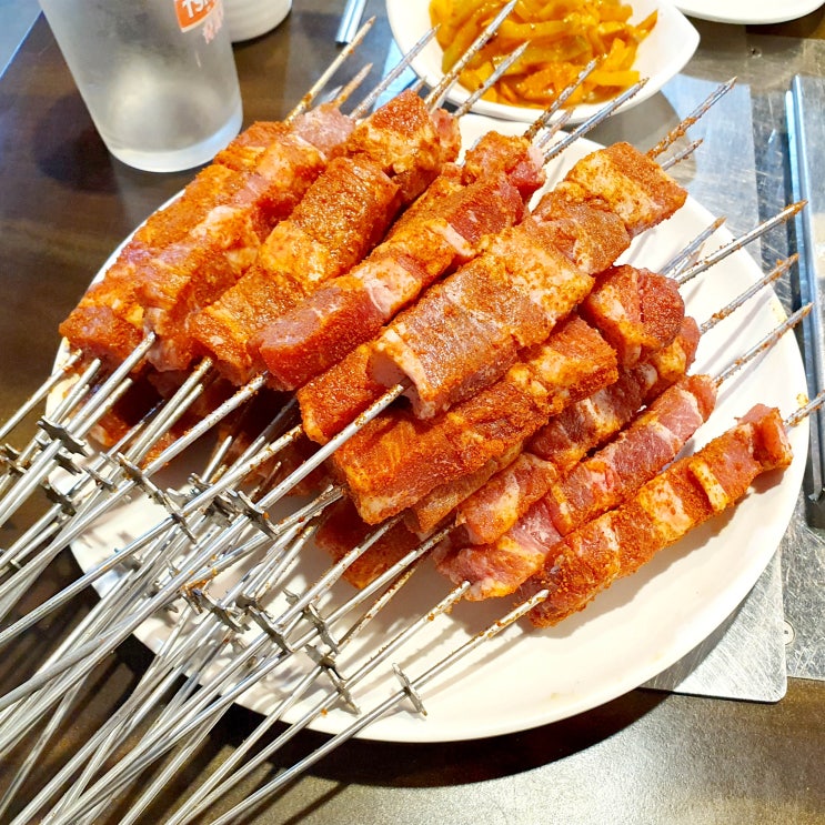 건대 양꼬치거리 홍매반점 가격대비 양푸짐 유린기서비스도 좋아 네이버 블로그