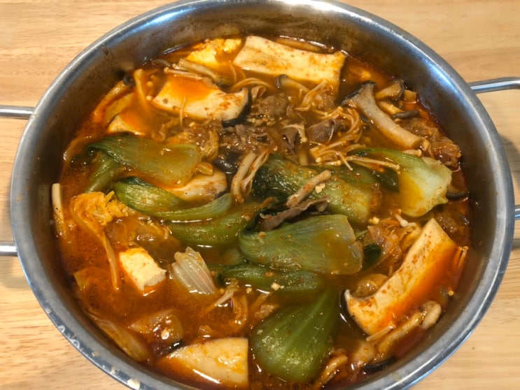 초보주부도 할 수 있다 비오는 날엔 역시 소고기버섯칼국수샤브샤브 레시피 네이버 블로그
