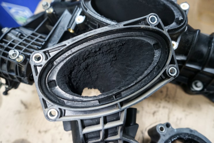 [Different Factory] 디젤 차량 엔진 성능 복원 3종 클리닝 흡기 DPF 인젝터 클리닝 진행되었습니다 모든 부품 ...