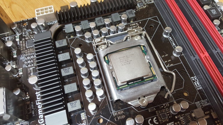 ASUS Maximus III Gene : 네이버 블로그