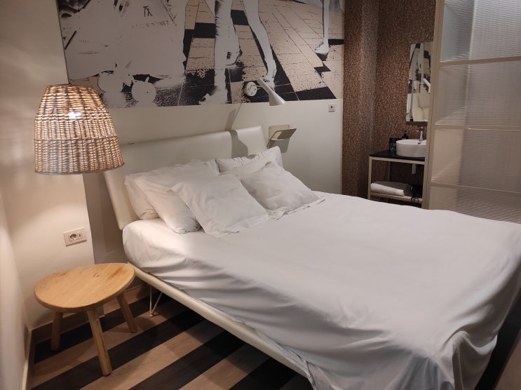 스페인 마드리드 오페라 근처 가성비 호텔 ROOM 007 SOL : 네이버 블로그