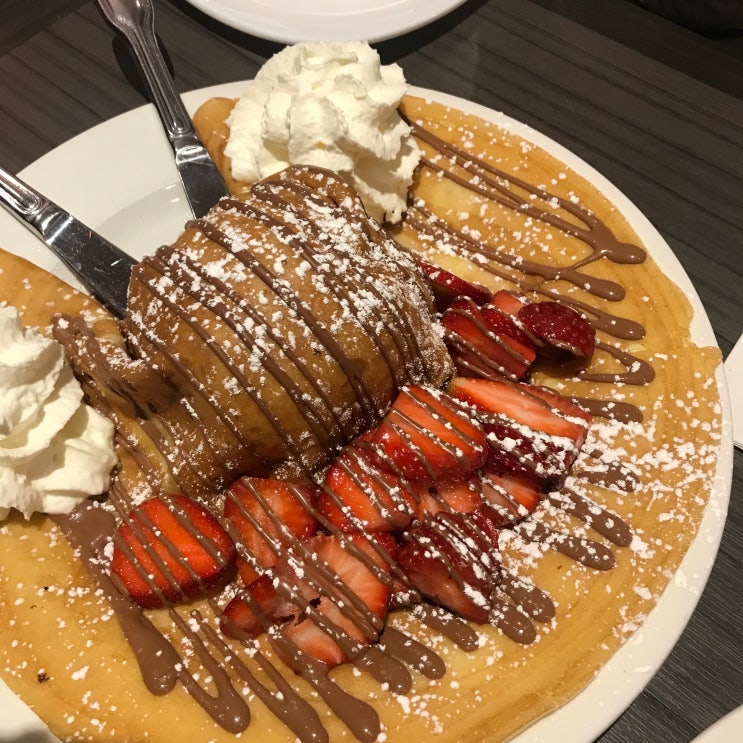 [Toronto] 토론토 데이트 코스 맛집 추천 : Ramen Raijin & Demetres Crepe : 네이버 블로그