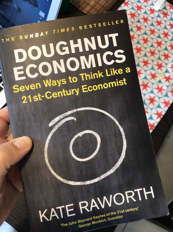 Doughnut Economics (by Kate Raworth) 도넛경제학 by 케이트 레이워스 : 네이버 블로그