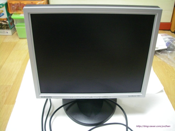 SyncMaster 185T 삼성전자 18인치 185T-AS 중고LCD모니터 CCTV중고 SAMSUNG LCD 18" inch ...