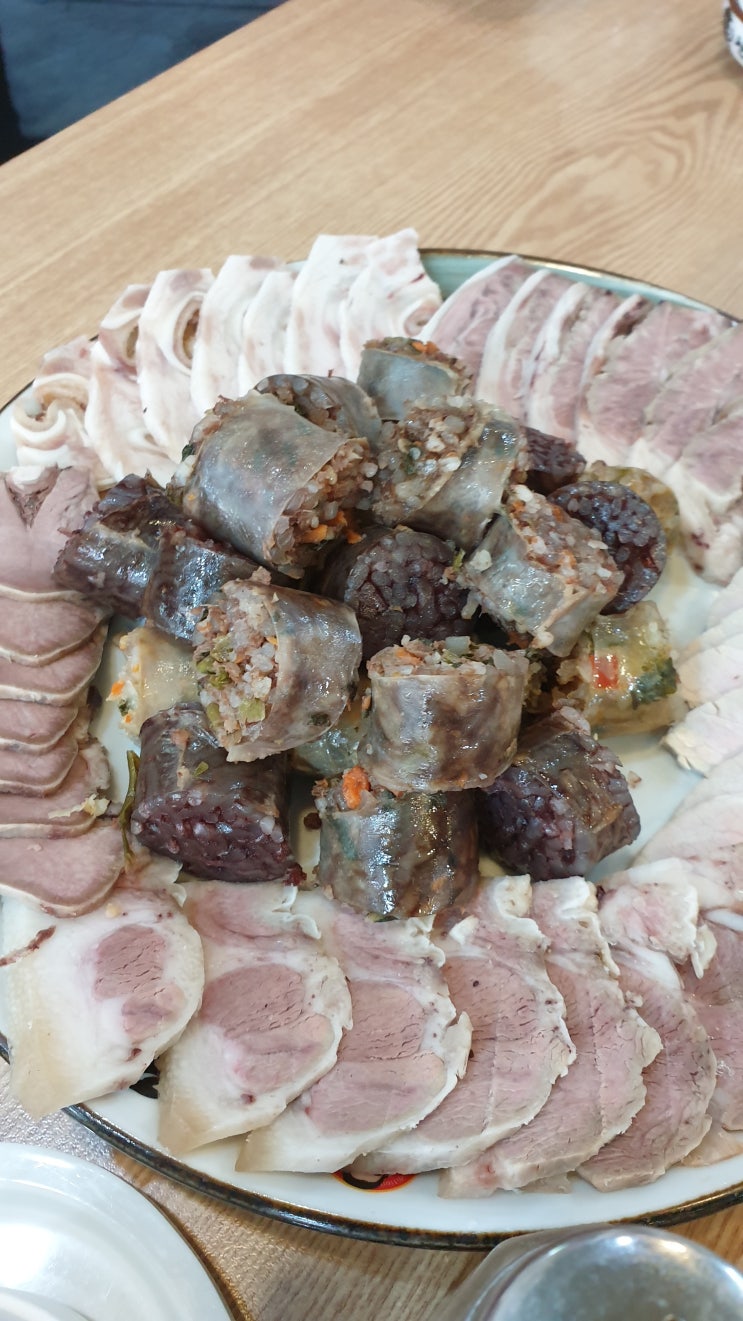 서울 동작구 상도동 숭실대학교 순대 맛집 신의주찹쌀순대 소내장탕순대국뼈해장국모듬순대 네이버 블로그