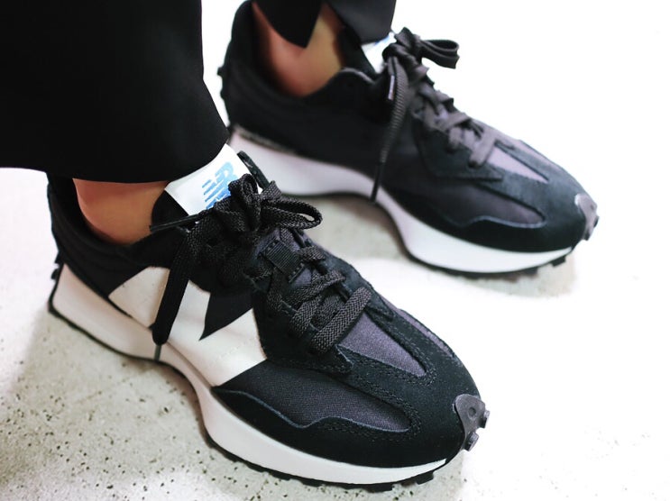 뉴발란스 327 검흰 운동화 MS327CPG 너무 이뻐요 ♥️♥️ : 네이버 블로그