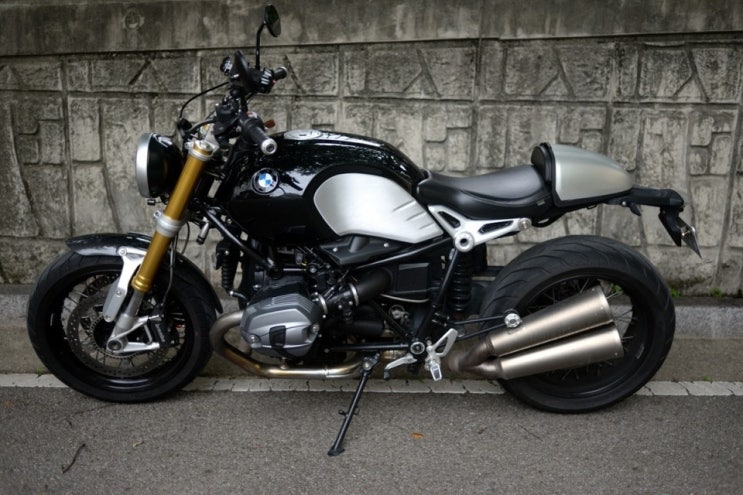 [DIY] BMW R NineT, 알나인티 엔진 오일 교환 : 네이버 블로그