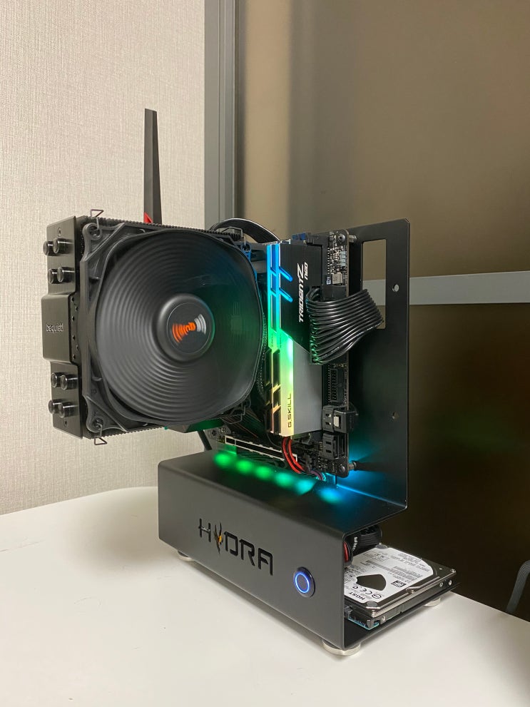 미니 ITX 오픈케이스 빌드(르누아르 4650G, X570, Hydra mini) : 네이버 블로그