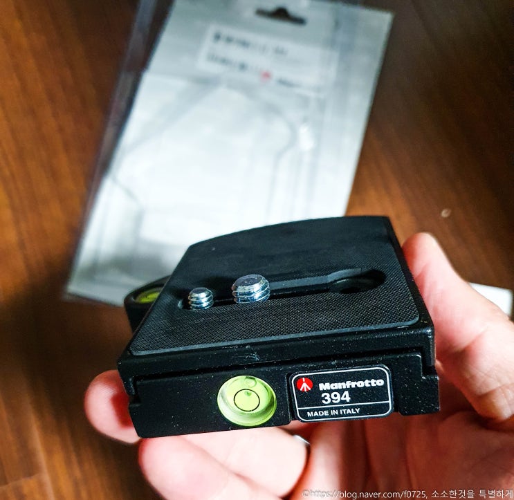 강력하고 편리한 카메라 퀵릴리즈, 맨프로토 394 퀼리리즈 어댑터&플레이트(Manfrotto 394 Rapid Connect ...