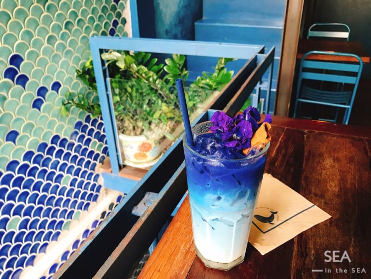 태국 방콕 카페 블루웨일 Blue whale, 버터플라이피라떼 (방콕 여행 둘째날-3) : 네이버 블로그