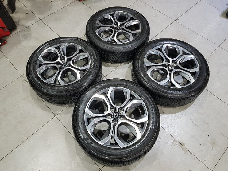 의정부XM3휠튜닝 전문매장 18인치 르노XM3임판휠타이어 세트상품 소개합니다. 완료 : 네이버 블로그