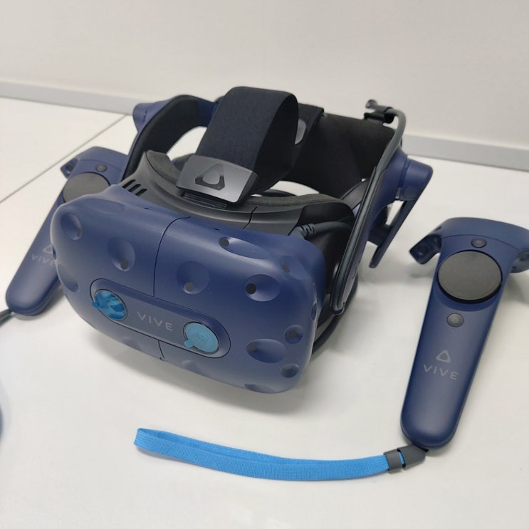 정교한 아이 트래킹 기능을 갖춘 HMD HTC VIVE Pro Eye : 네이버 블로그