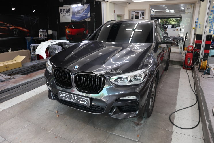 파츠클럽 Bmw G02 X4 소피스토그레이 유광블랙 키드니 그릴 교체 롤바 랩핑 네이버 블로그