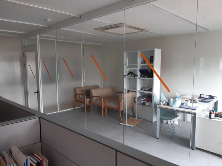 유리칸막이 래핑칸막이 사무실칸막이 통유리칸막이 헤라인테리어 : 네이버 블로그