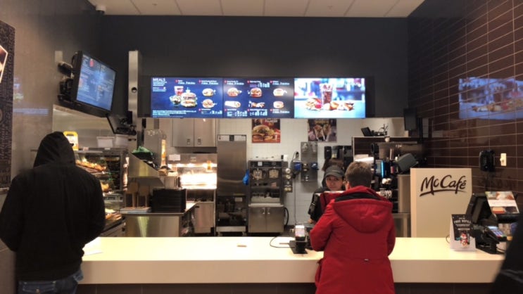 캐나다 맥도날드 마이티 앵거스 버거 먹어본 후기 (Mighty Angus Burger) : 네이버 블로그