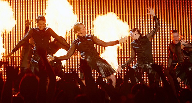 World Championship Finale 1 (피치 퍼펙트 2 中) - 다스 사운드 머신 (Das Sound Machine ...