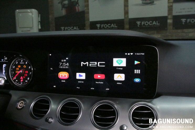 W213 E클래스 기존 안드로이드 셋탑을 최신형 M2C200A 카블릿으로 업그레이드 [ 벤츠 네비매립 전문 바구니사운드 ] : 네이버 블로그