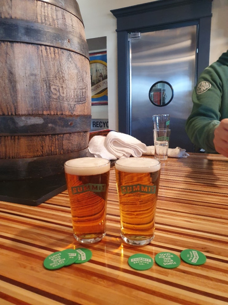 [미니애폴리스 여행] 미네소타 로컬 비어 SUMMIT 맥주공장 투어하기 : 네이버 블로그