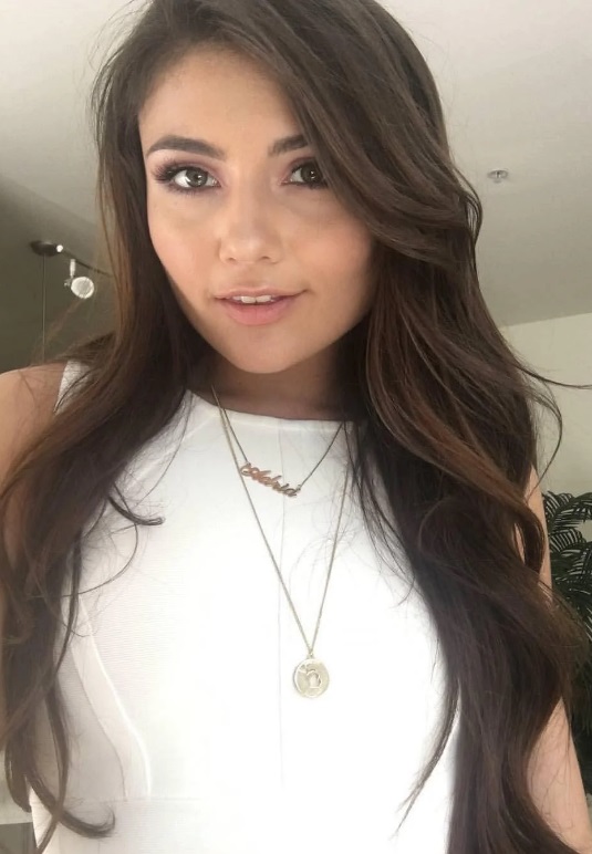 Adria Rae 아드리아 레이 : 네이버 블로그