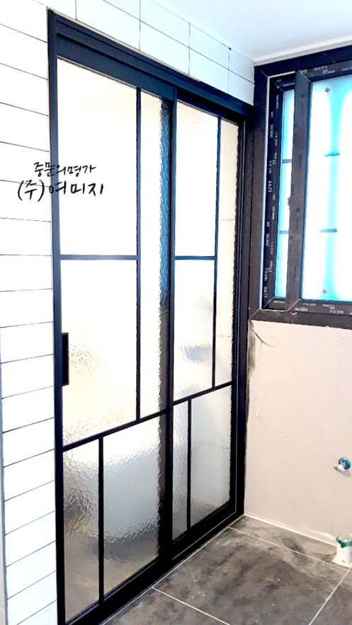 여미지 안산 일동 원슬라이딩파티션블랙5구띠아쿠아강화유리 전국 중문 전문업체 여미지 네이버 블로그