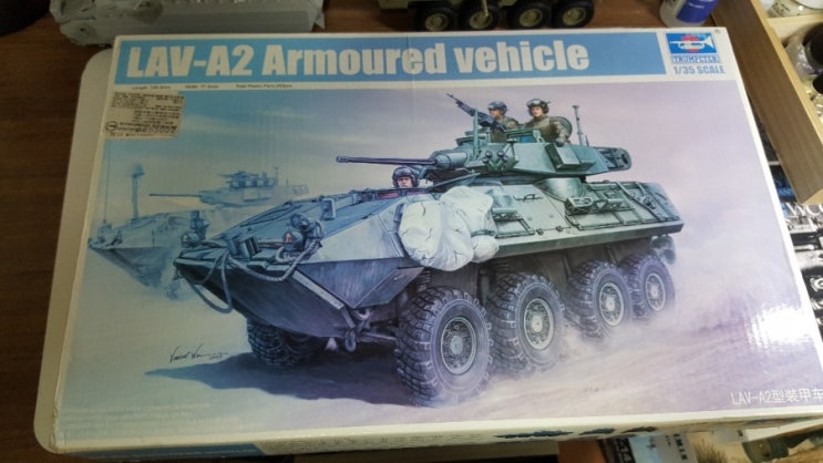 TRUMPETER 1/35 USMC LAV-A2 Armoured vehicle : 네이버 블로그