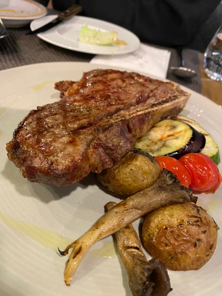 [목동 현대백화점 6층 / 엘본 더 테이블 elbon the table] 스테이크 파스타 코스요리 괜찮은 양식 전문점 혜자식당 ...