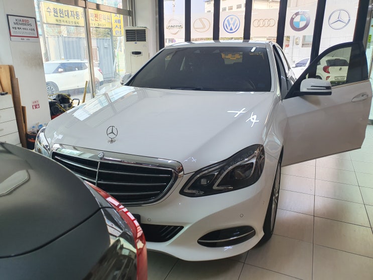 안성 회원님 2016년식 벤츠 E300 W212 순정 모니터 화면 안 나옴 영상 먹통 전원 불량 화면 깨짐 네트워크 전자