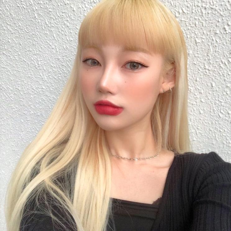 미사여자머리라푼젤같은 백금발풀뱅처피뱅태연백금발태연머리애쉬블론드화이트블론드디자이너수정그리담그리담헤어미사역