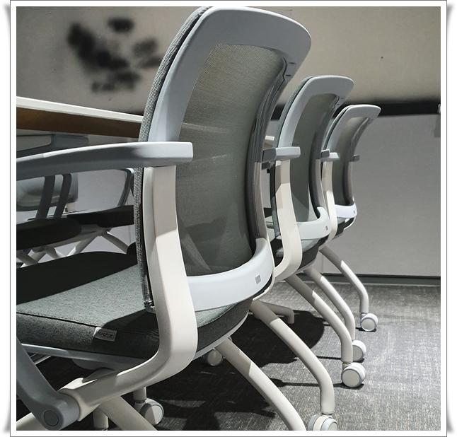 회의실/컨퍼런스의자 > M902F 화이트쉘 : 네이버 블로그