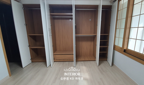 울산 중구 남외 푸르지오 2차 34평형 안방 하이그로시 화이트 붙박이 시공 사례 By Kd 하학봉 네이버 블로그