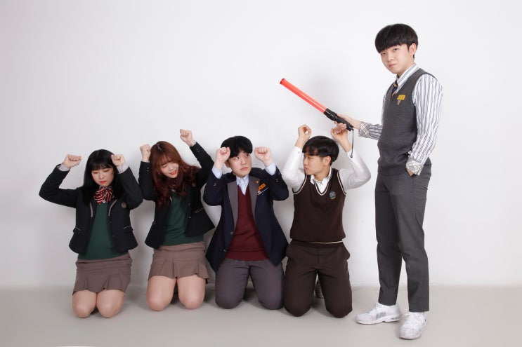 졸업했눈데 사진 안찍을거야 안양수상한사진관으로오세여~ 안양사진관안양수상한사진관안양스튜디오안양이미지사진안양졸업사진