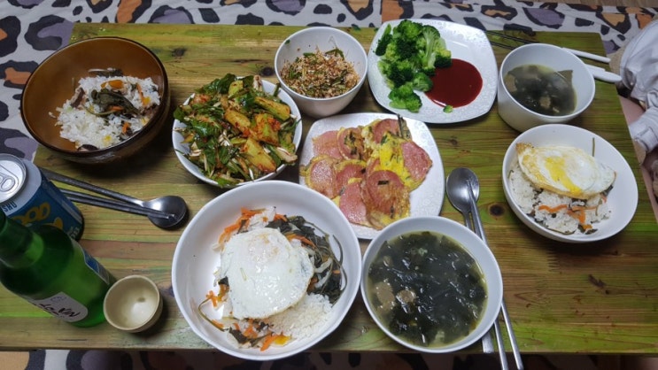 [집밥 메뉴 간단한 요리] 바로쿡 전주 산채나물 비빔밥 산채비빔밥 만들기 칼로리~! : 네이버 블로그