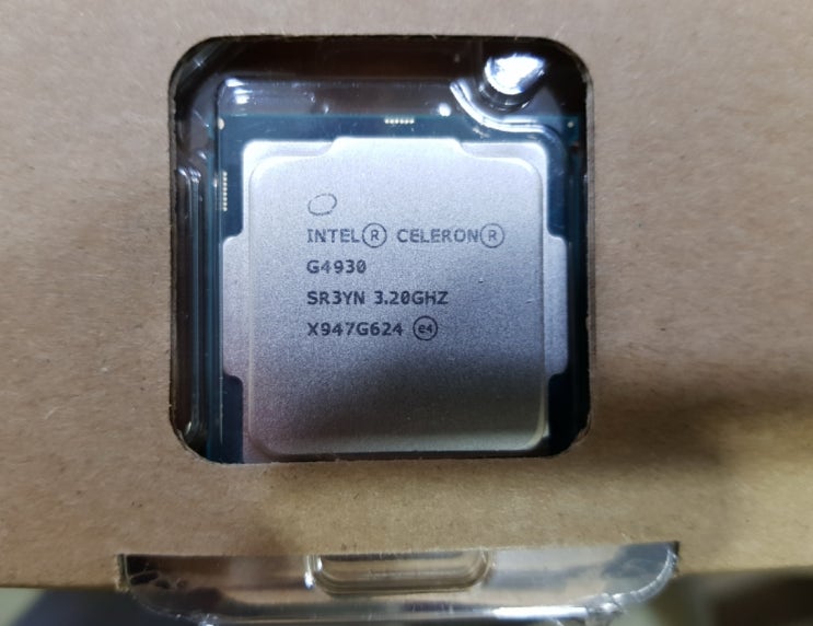 인텔 9세대 보급형 CPU 인텔 셀러론 G4930 (커피레이크-R) 벌크 + 쿨러 간단 사용기 . 슈퍼파이 성능 테스트 ...