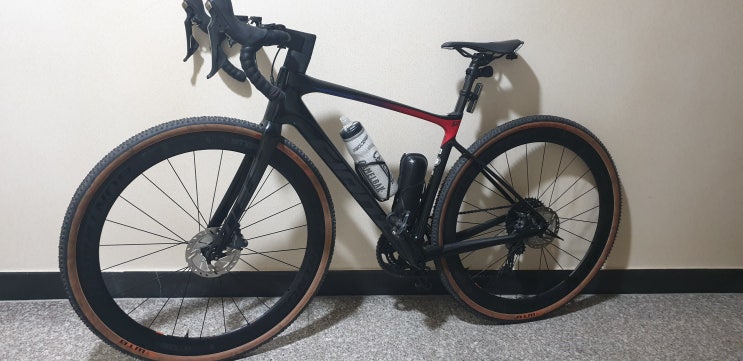 WTB CROSS BOSS 700*35C 튜브리스 타이어 장착 테스트 라이딩 : 네이버 블로그