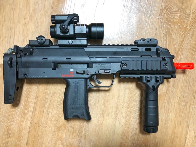 MP7 + Aimpoint M2 : 네이버 블로그