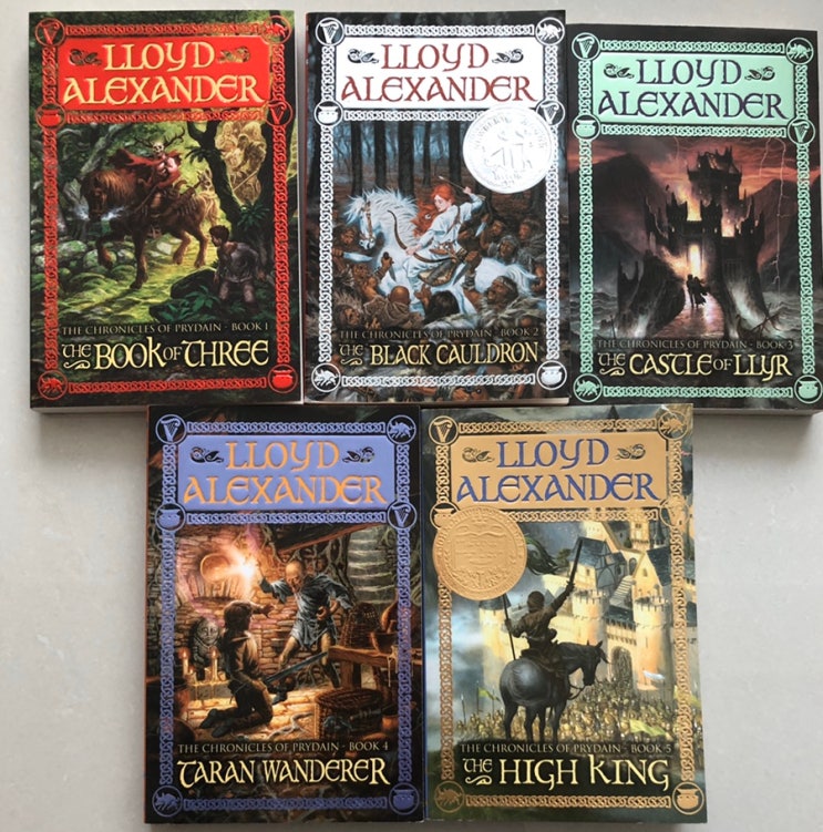 The Chronicles of Prydain 시리즈(The book of three) by Lloyd Alexander ...