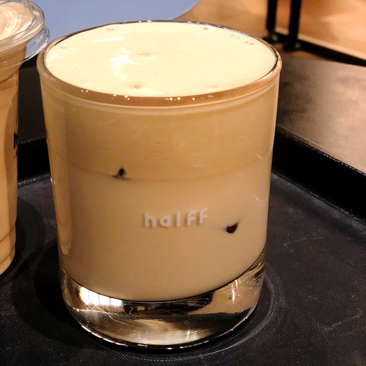 #고속터미널 ,고터 하프커피 파미에스테이션,HALFF COFFEE : 버터크림라떼,말차크림라떼 : 네이버 블로그