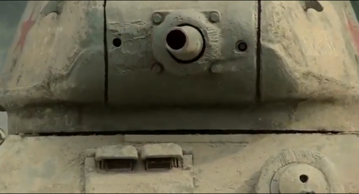 T-34/85 전차 85mm ZIS-S53 대전차포의 브리치 - T-34/85 Tank turret inside 85mm ZIS ...