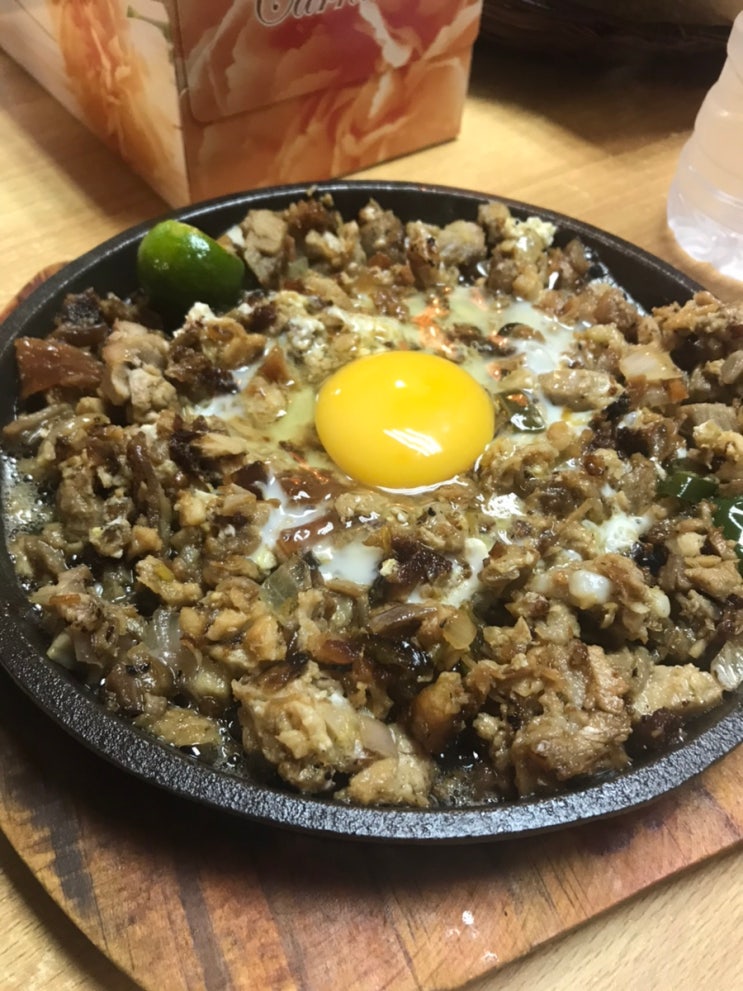 싱가포르여행/필리핀 스타일 돼지 파티🐷 Don Lechon : 네이버 블로그