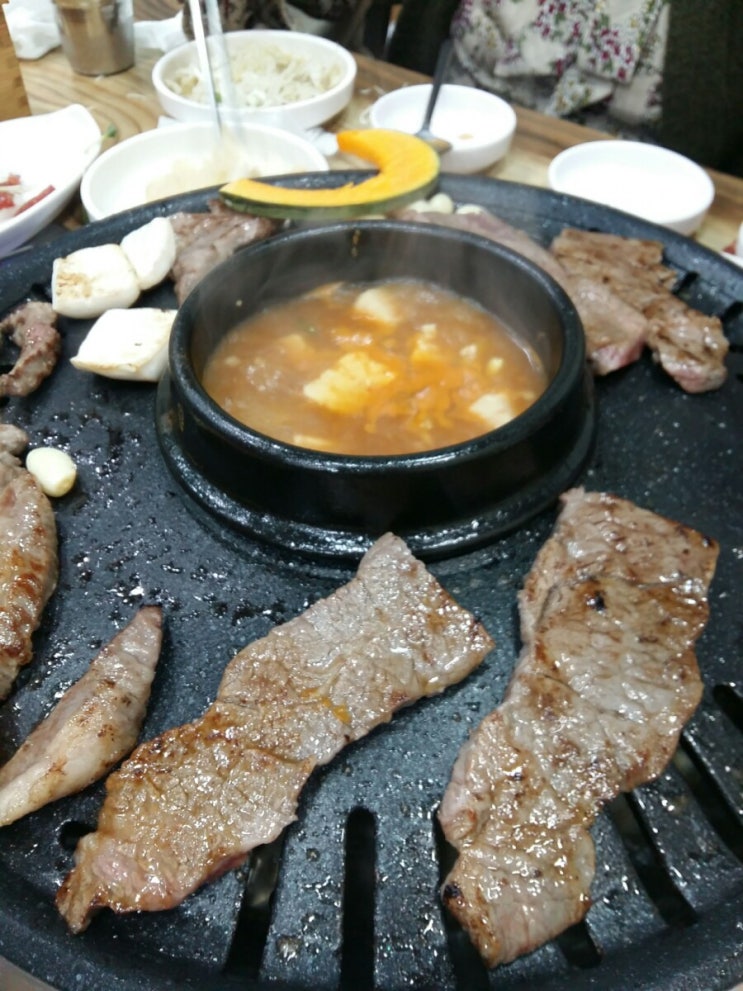 일산 마두 고깃집 온가족이 소고기를 배부르게 먹고나올 수 있는 맛도 가격도 만족스런 모임장소 네이버 블로그