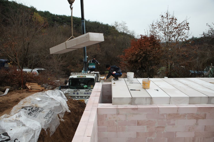 ALC주택 (별채) 신축하기 19 - 1층바닥 슬라브 (ALC 패널) 설치하기 : 네이버 블로그