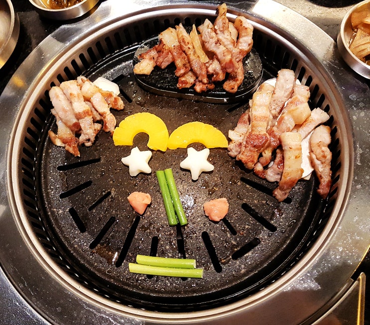 김해 삼계 맛집 그남자고깃집 최고급 등급의 숙성 갈빗대 삼교비를 전문 서버가 노릇노릇 육즙 가득하게 구워주는 고기집 네이버 블로그