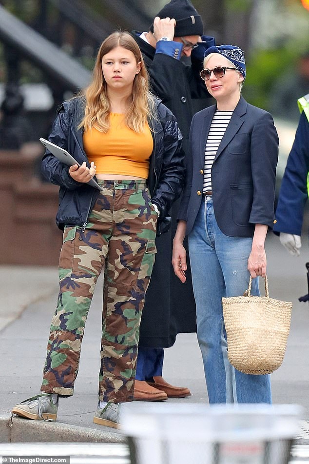 마틸다레저 최근 / 히스레저 딸 근황 / 미쉘윌리엄스 딸 (Matilda Rose Ledger) : 네이버 블로그