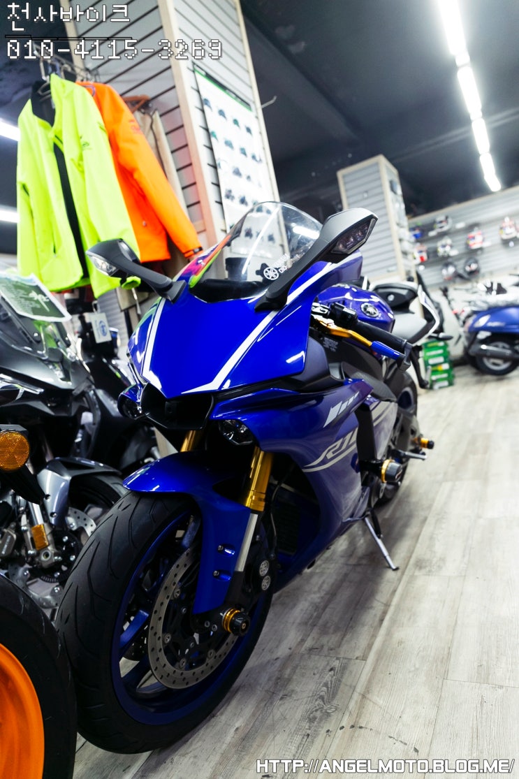 YAMAHA YZF-R1 : 네이버 블로그