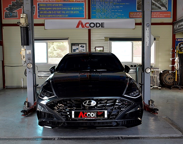 소나타dn8 센슈어스 프리미엄방음시공기 노면소음줄이기 휀더소음줄이기 엔진소음줄이기 풍절음줄이기 잡소리줄이기 공진음줄이기 시공기 일산자동차방음 식사동자동차방음 에이코드