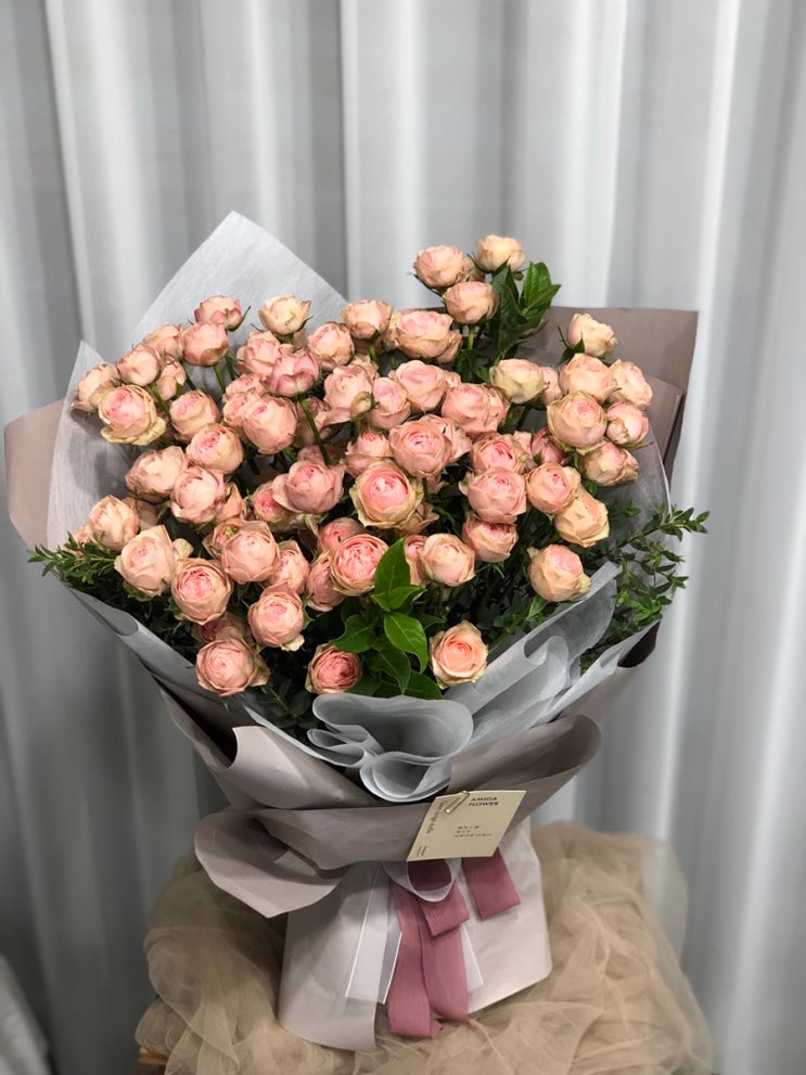 - 동탄 센트럴파크 예쁜 꽃집, 동탄 꽃 작업실, 요즘 인기많은 자나장미 대형 꽃다발 : 네이버 블로그