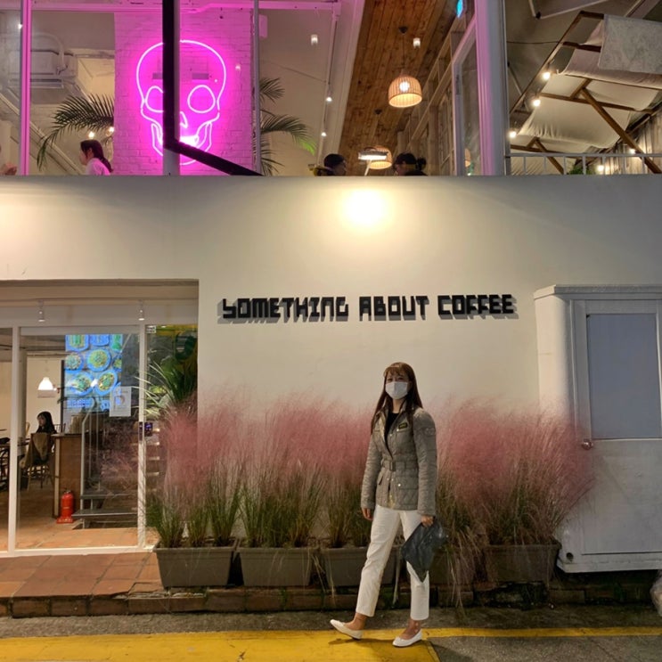 강남역신논현역 루프탑 테라스카페 썸띵어바웃커피 인스타감성 낭낭한 디저트카페 네이버 블로그