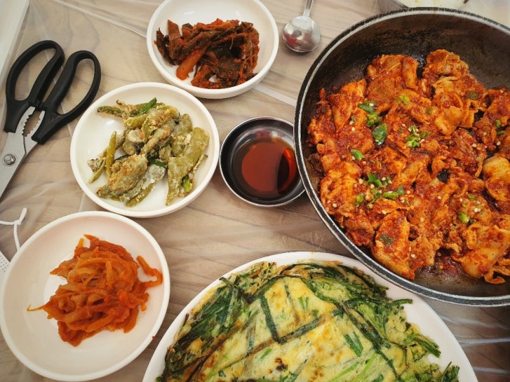 합천 로컬 맛집 가고파식당 가성비 좋은 백반정식 돼지고기볶음김치찌개찌짐 네이버 블로그