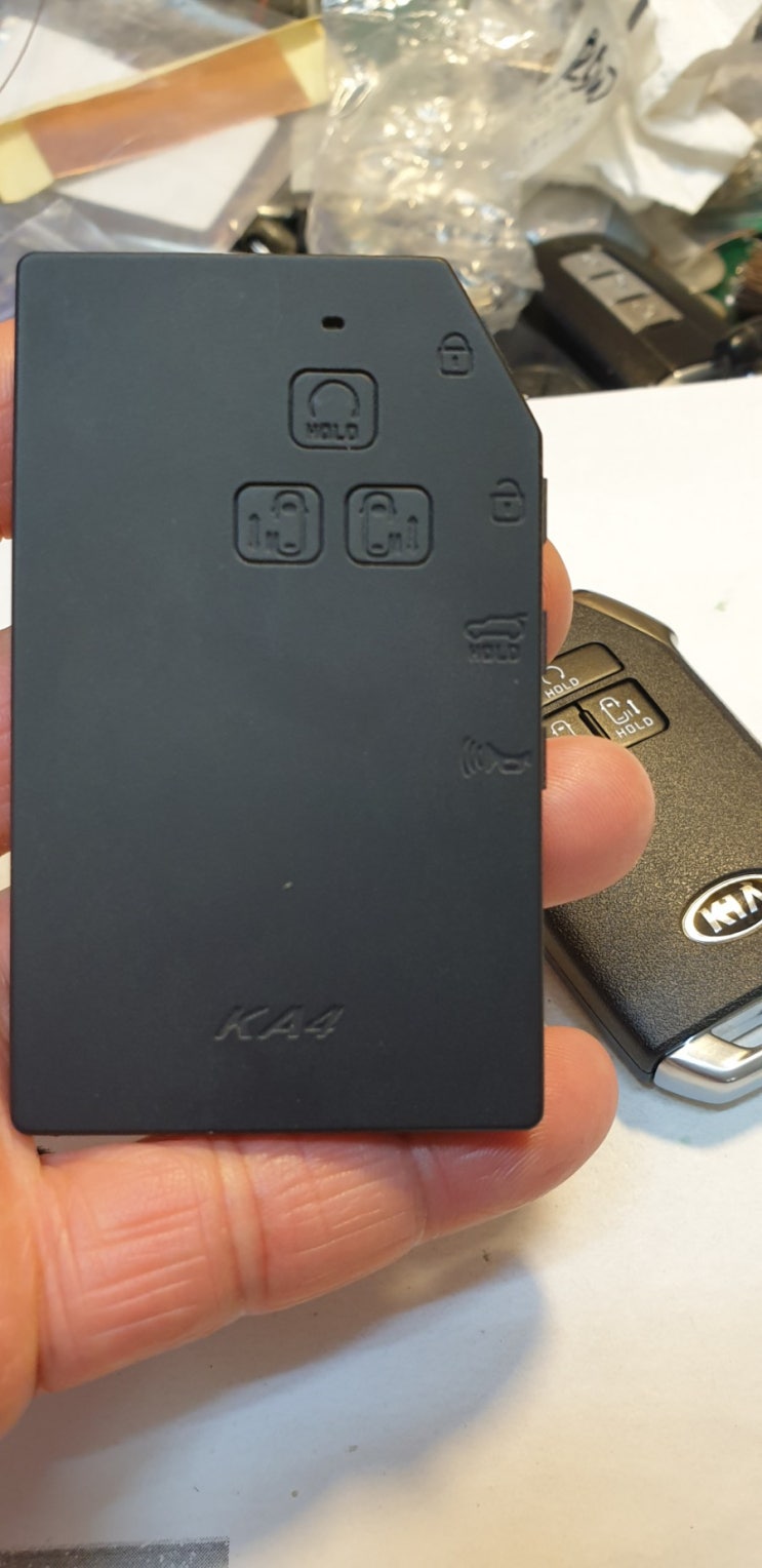 KA4 카니발 4세대 4G카니발 스마트키 카드키개조 카드키이식 더뉴 카니발 카드키튜닝 : 네이버 블로그